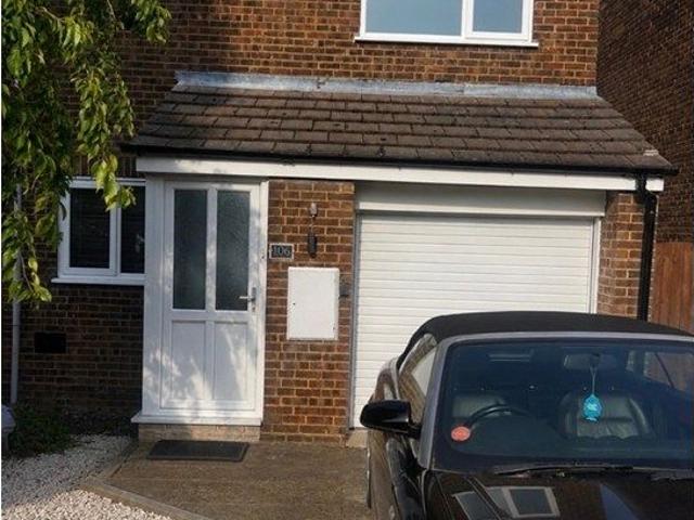 Golden Drive, Milton Keynes MK6, 3 bed detached house to rent, £1,650 pcm | PrimeLocation