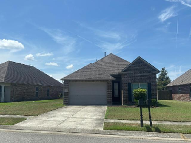 Golden Eagle Dr