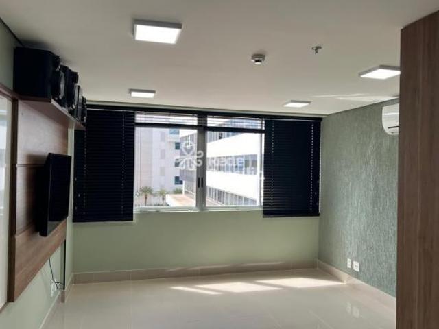 Golden Office Asa Norte
