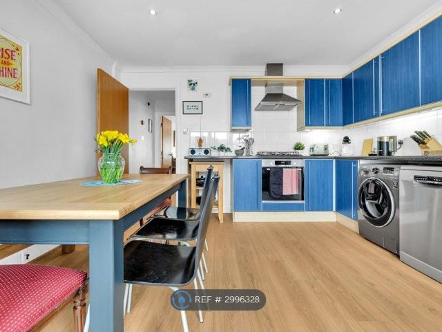 Golden Lane, Brighton BN1, 4 bed terraced house to rent, £3,500 pcm | PrimeLocation