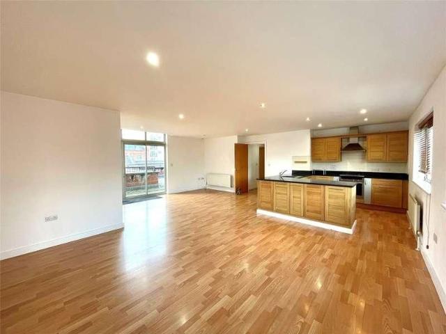 Golden Lion Court, Redcliff Street, Bristol, Somerset, BS1