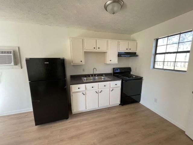 Golden Maple Apartments 1 Bedroom Apartment for Rent at 106 106 S Smith St. / 103 Bryant St Booneville, MS 38829