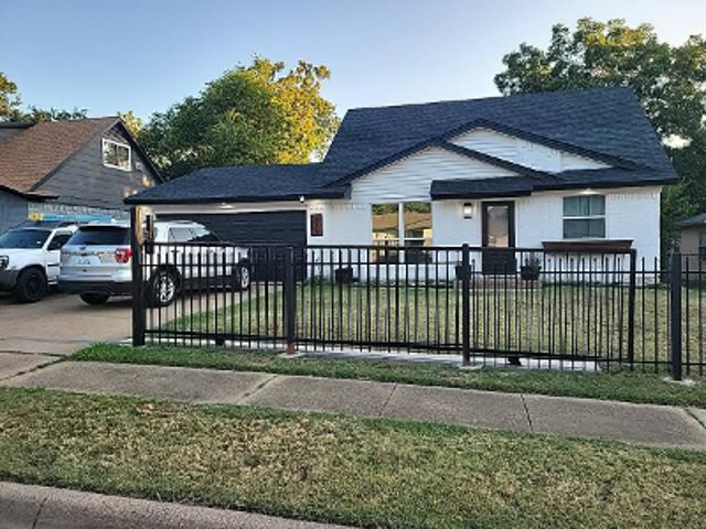 Golden Meadows Ln