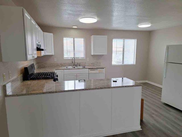 GOLDEN TERRACE/ SKYVIEW APARTMENTS 2 Bedroom Apartment for Rent at Product Dr, Shingle Springs, CA 95682
