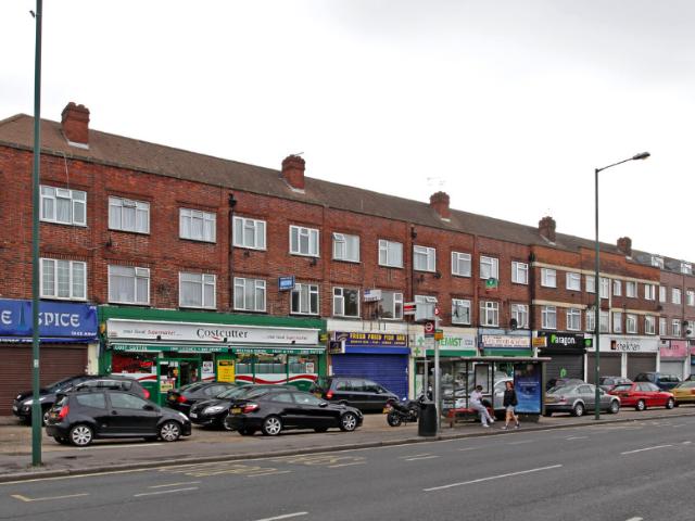 Golders Green NW11, 3 bed terraced house to rent, £3,300 pcm | PrimeLocation