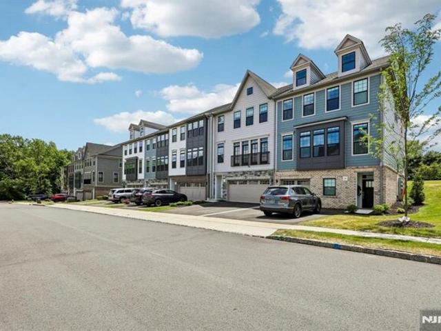 Goldfinch Dr, Upper Saddle River, Home For Sale