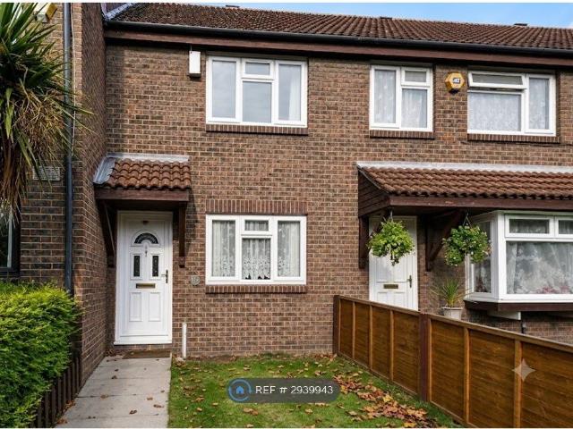 Goldfinch Road, London SE28, 2 bed terraced house to rent, £1,900 pcm | PrimeLocation