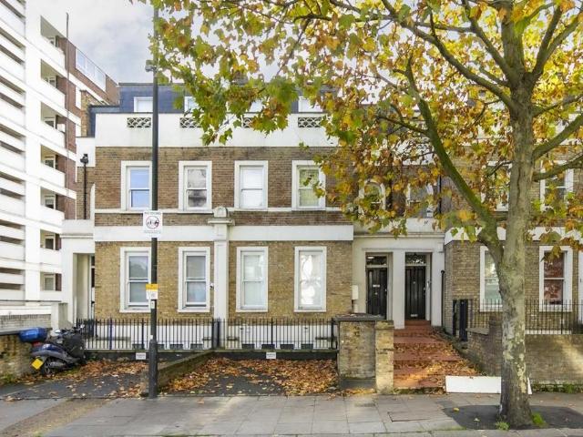 Goldhawk Road, London W12 2 bed flat to rent £2,899 pcm £669 pw