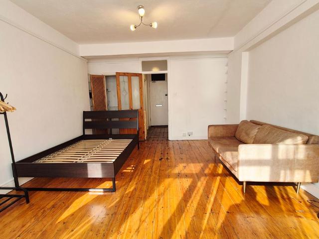 Goldhawk Road, London W12, Property to rent, £1,495 pcm | PrimeLocation