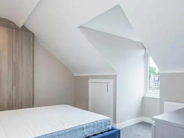 Goldhawk Road, London, W6 0SA, United Kingdom | 1 bed apartment for rent #140399671 | Rentberry