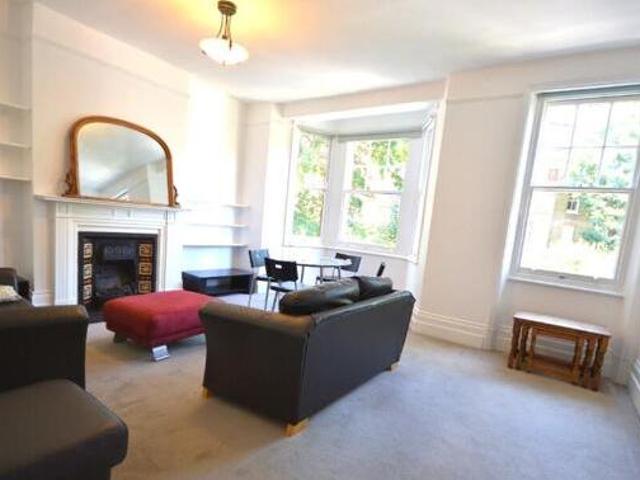 Goldhurst Terrace, London, 2 Bedroom Flat