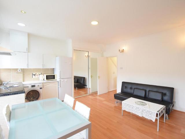 Goldhurst Terrace, South Hampstead, London NW6, 1 bed flat to rent, £2,000 pcm | PrimeLocation