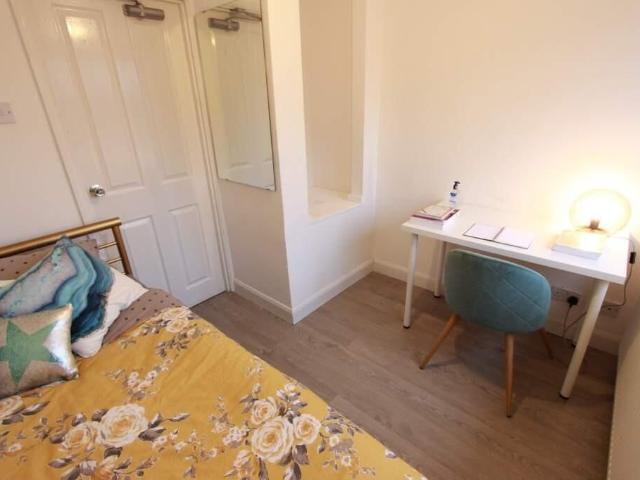 Goldings Crescent, Hatfield AL10, Room to rent, £485 pcm | PrimeLocation