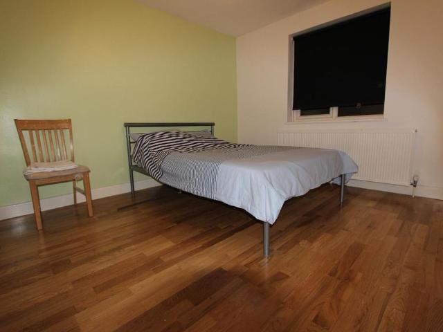 Goldings Crescent, Hatfield AL10, Room to rent, £650 pcm | PrimeLocation