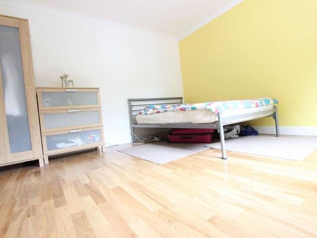 Goldings Crescent, Hatfield AL10, Room to rent, £700 pcm | PrimeLocation