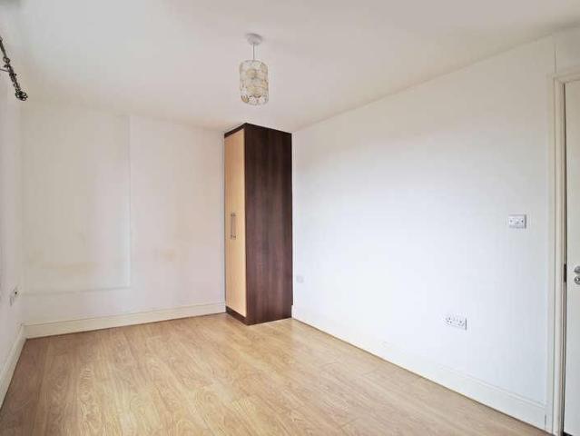 Goldington Road, Bedford, MK40