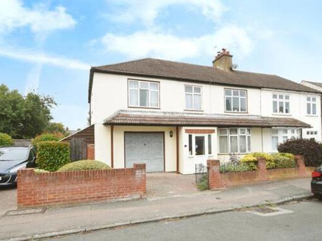 Goldlay Avenue, Chelmsford, 4 Bedroom Semi detached