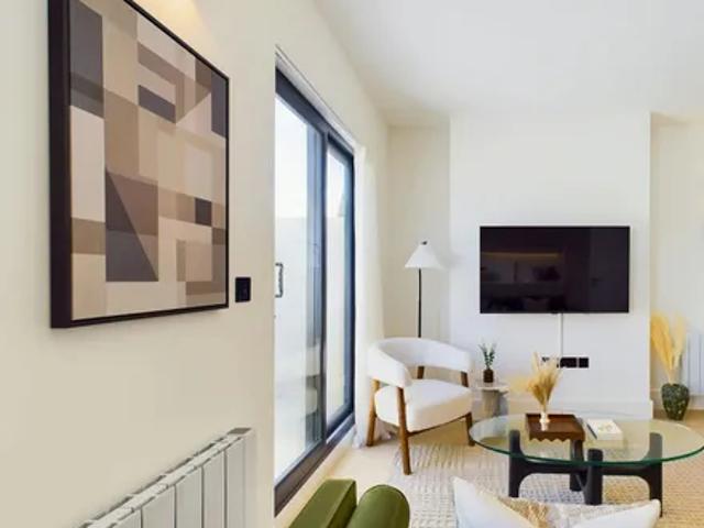 Gold's, 25 Malvern Road, London, NW6 5PW, United Kingdom | 1 bed apartment for rent #160130193 | Rentberry