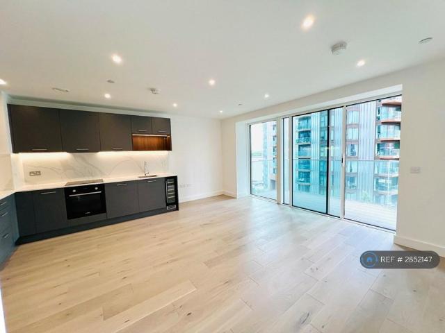 Goldsmith Apartments, London, SE18 1 bed flat to rent £2,275 pcm £525 pw