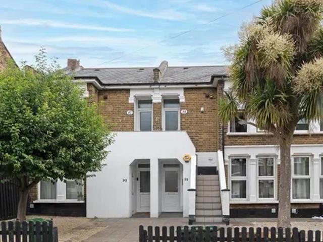 Goldsmith Road, London, E10 5EZ, United Kingdom | 2 bed apartment for rent #165463757 | Rentberry