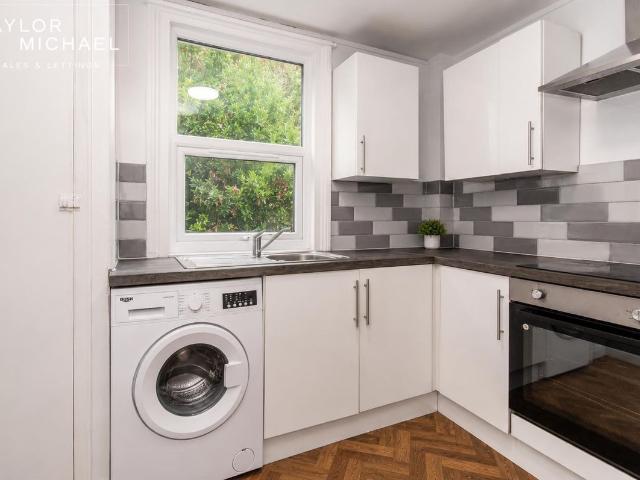 Goldstone Road, Hove BN3, 1 bed flat to rent, £1,300 pcm | PrimeLocation