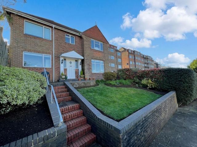 Goldstone Way, Hove BN3, 5 bed detached house to rent, £3,500 pcm | PrimeLocation