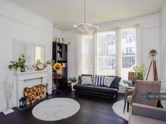 Goldstone Villas, Hove, BN3 1 bed flat to rent £1,295 pcm £299 pw
