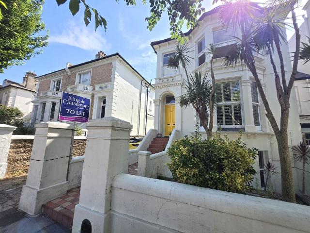 Goldstone Villas, Hove BN3, 3 bed flat to rent, £2,200 pcm | PrimeLocation