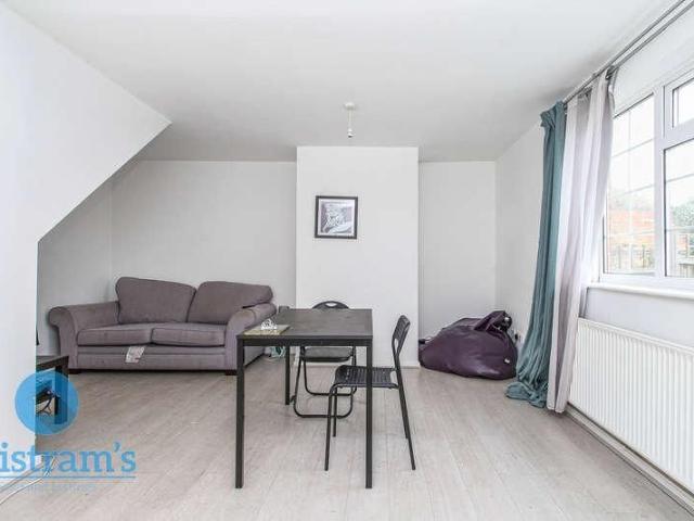 Goldswong Terrace, Mapperley, NG3