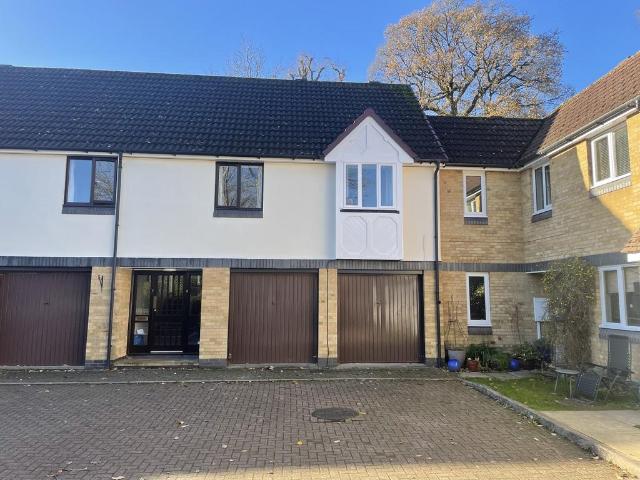 Goldsworth Park, Woking GU21 1 bed flat to rent £1,150 pcm £265 pw