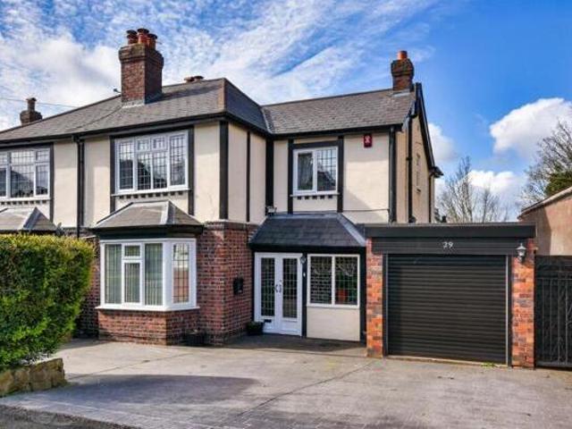 Goldthorn Avenue, Penn, 3 Bedroom Semi detached