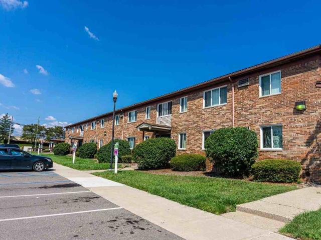 Golf Manor Apartments 1 Bedroom Apartment for Rent at 30600 Little Mack Ave, Roseville, MI 48066 Roseville