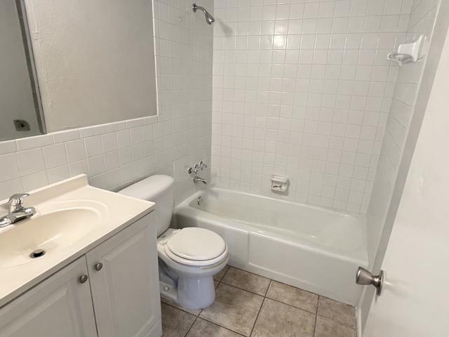Golf Meadow 1 Bedroom Apartment for Rent at 1852 Golfview Ave, Fort Myers, FL 33901 Palm Lee Park