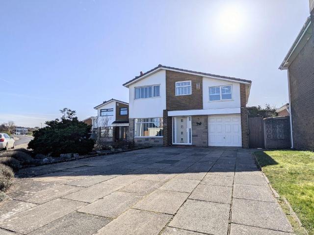 Golf Open 2026 Barford Close. 4 bed property to rent £34,667 pcm £8,000 pw