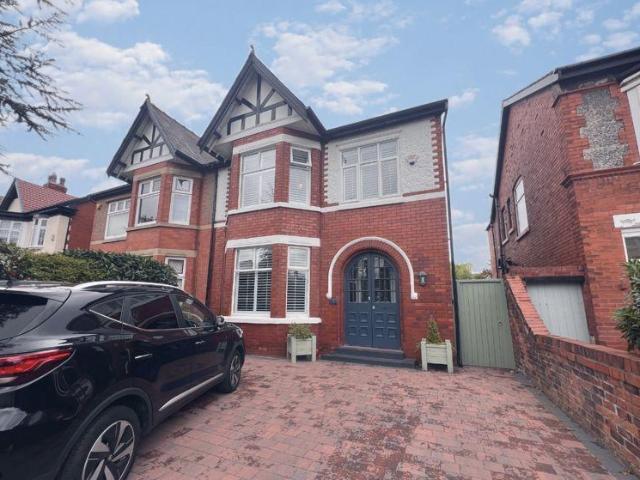 Golf Open 2026 Melling Road. 4 bed property to rent £26,000 pcm £6,000 pw