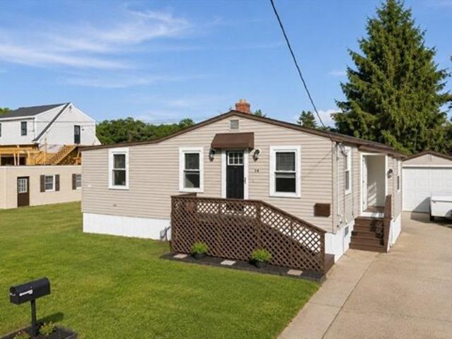 Golf St, Fairhaven, Home For Sale
