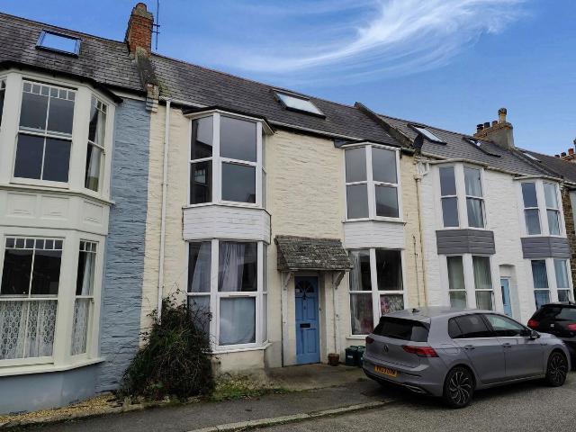 Golf Terrace, Newquay TR7, 1 bed flat to rent, £795 pcm | PrimeLocation