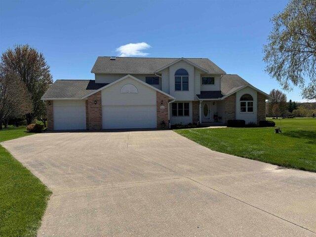 Golf View Dr, Prairie Du Chien, Home For Sale