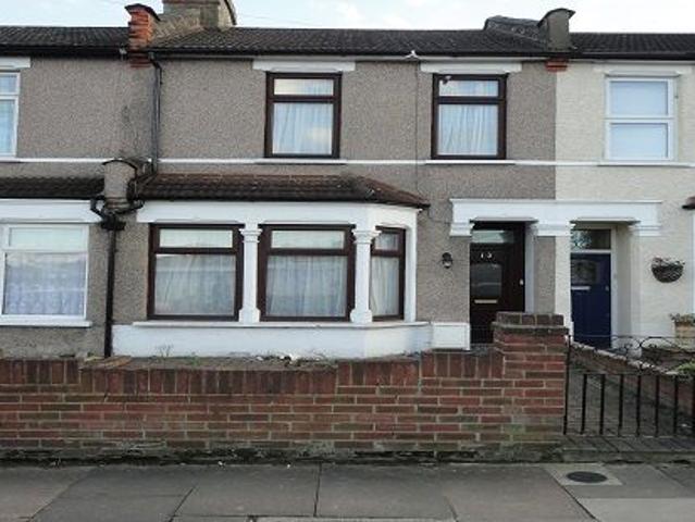 Golfe Road, Ilford IG1, 4 bed terraced house to rent, £2,600 pcm | PrimeLocation