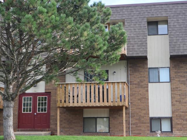 Golfview 2 Bedroom Apartment for Rent at 1777 Golfview Dr Apt 3, Essexville, MI 48732
