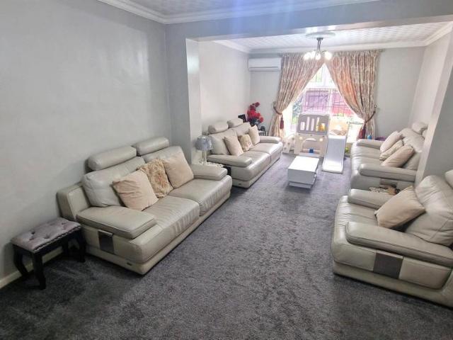 Gorton Lane, Manchester 3 bed terraced house to rent £1,475 pcm £340 pw