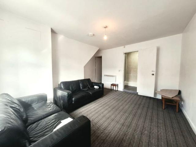 Gorton Road, Reddish, Stockport, SK5