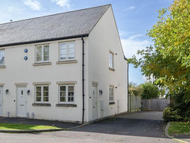 Gordon Close, Broadway WR12, 1 bed flat to rent, £1,000 pcm | PrimeLocation