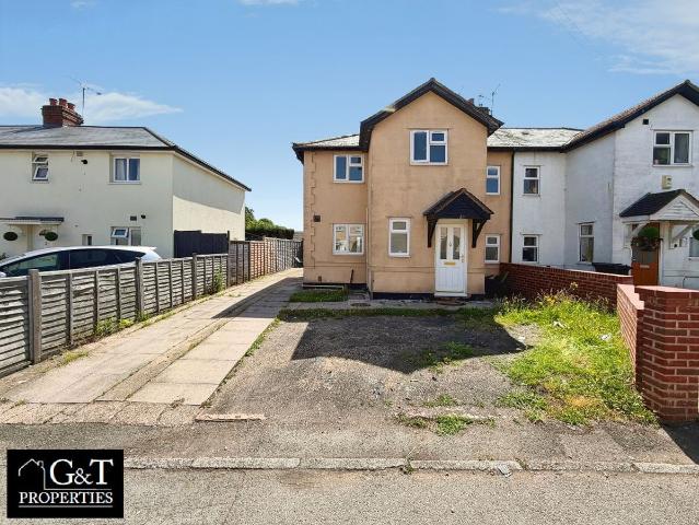 Gordon Crescent, Brierley Hill DY5, 3 bed semi detached house to rent, £1,250 pcm | PrimeLocation