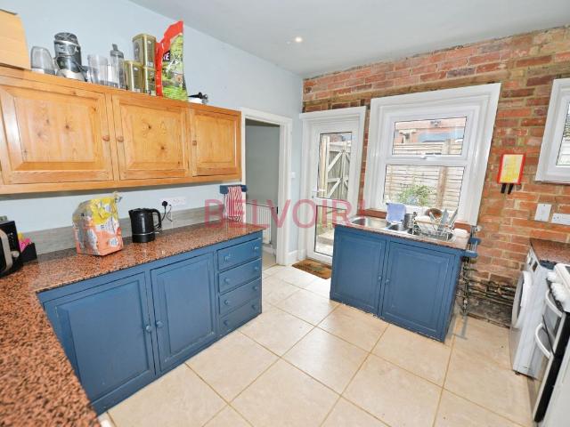 Gordon Avenue, Portswood, Southampton SO14, 5 bed semi detached house to rent, £2,700 pcm | PrimeLocation