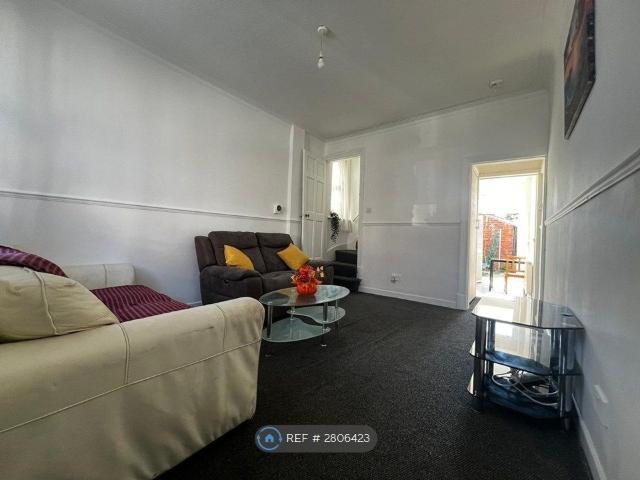 Gordon St, Wakefield WF1, 2 bed terraced house to rent, £850 pcm | PrimeLocation