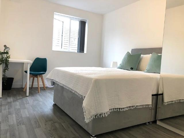 Gordon Street Flat 2, Preston PR1, 3 bed flat to rent, £563 pppm | PrimeLocation