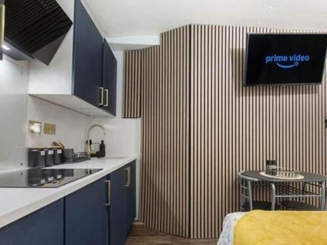 Gordon Street, Luton, Studio Flat For