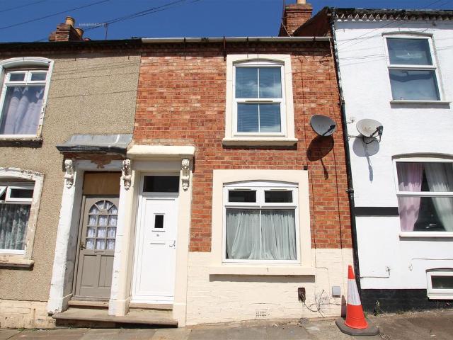 Gordon Street, Semilong NN2, 2 bed terraced house to rent, £950 pcm | PrimeLocation