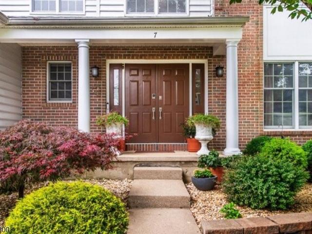 Gordon Pl, Bernards Twp, Home For Sale